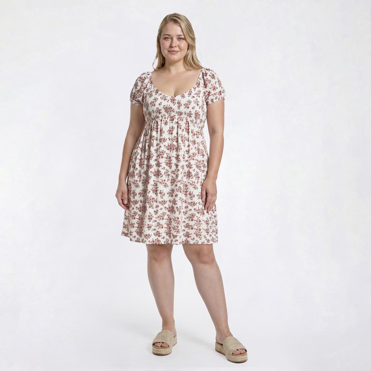 Click here for Juniors Plus Derek Heart Puff Short Sleeve Smock B... prices